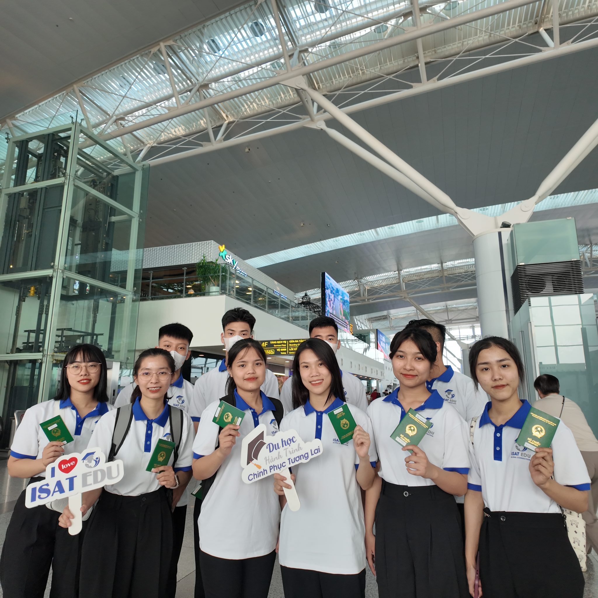 Home - Isat Education